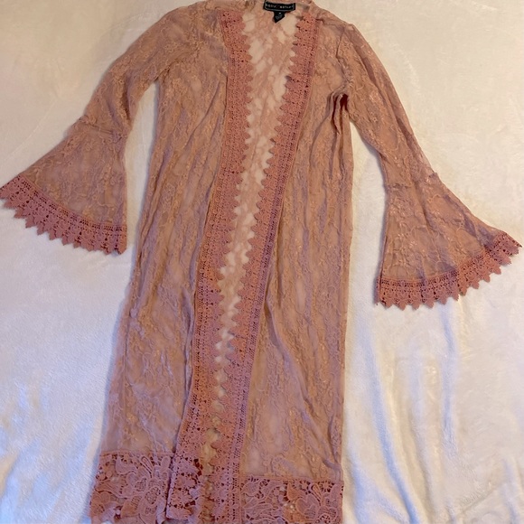 Polly & Esther | Other | Dusty Pink Lacey Bell Sleeve Duster | Poshmark